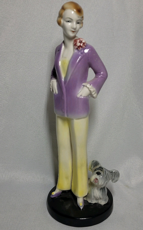 Vintage 1920s/30s GOEBEL Art Deco Figurine , 9 1/4 tall
