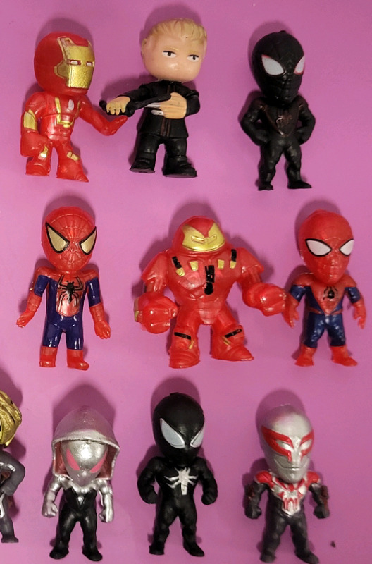 New - Marvel & DC Superhero Mini-Figs , 20 Mini-Figs . 1.5 Tall