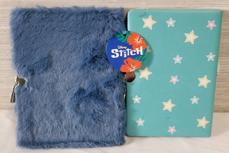 2 New Diaries DISNEY STITCH and Claw Machine