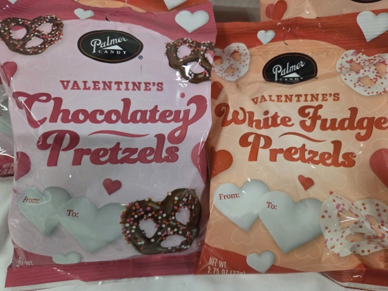 8 New Bags | PALMER Valentine White Chocolate Fudge & Chocolatey ...