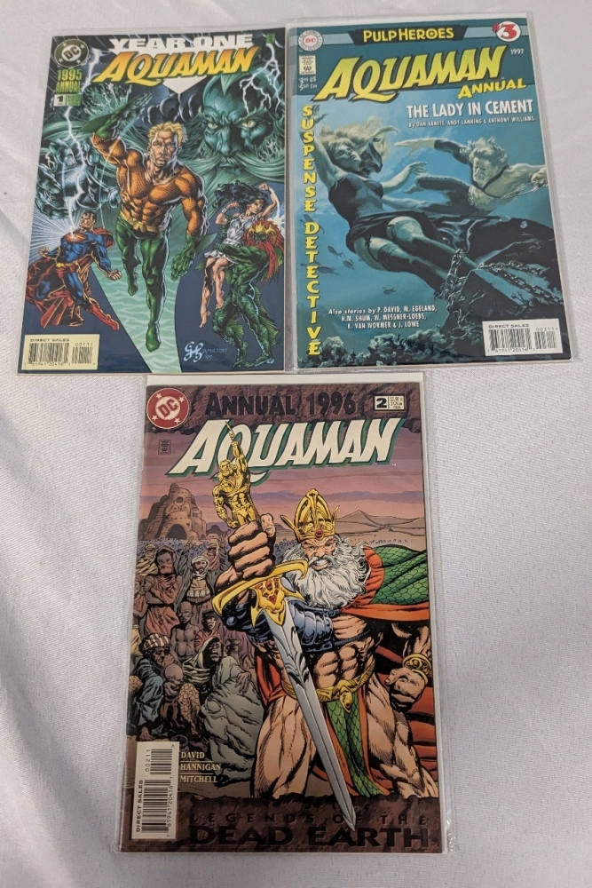 6 Vintage DC Aquaman Comics. 1995-1999 Annuals & 1,000,000 Comic