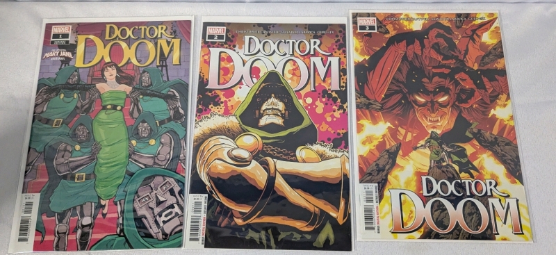 6 Marvel Doctor Doom Comics. Issues 1-6. Issue 5 is a Varient Cover.