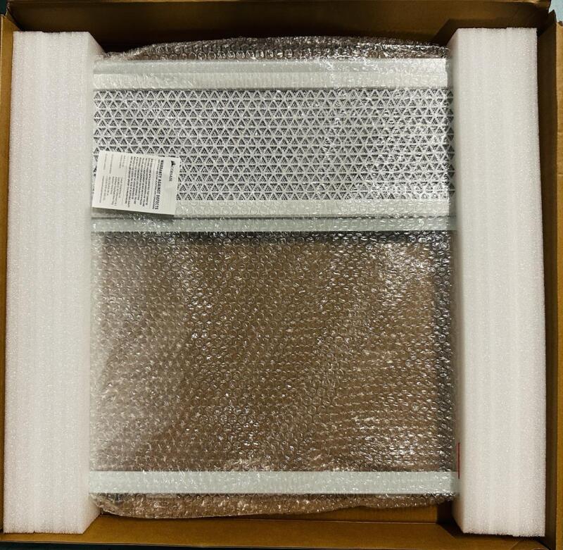 New iCUE 5000X Right Tempered Glass Panel for PC, ClearSKU: CC-8900536