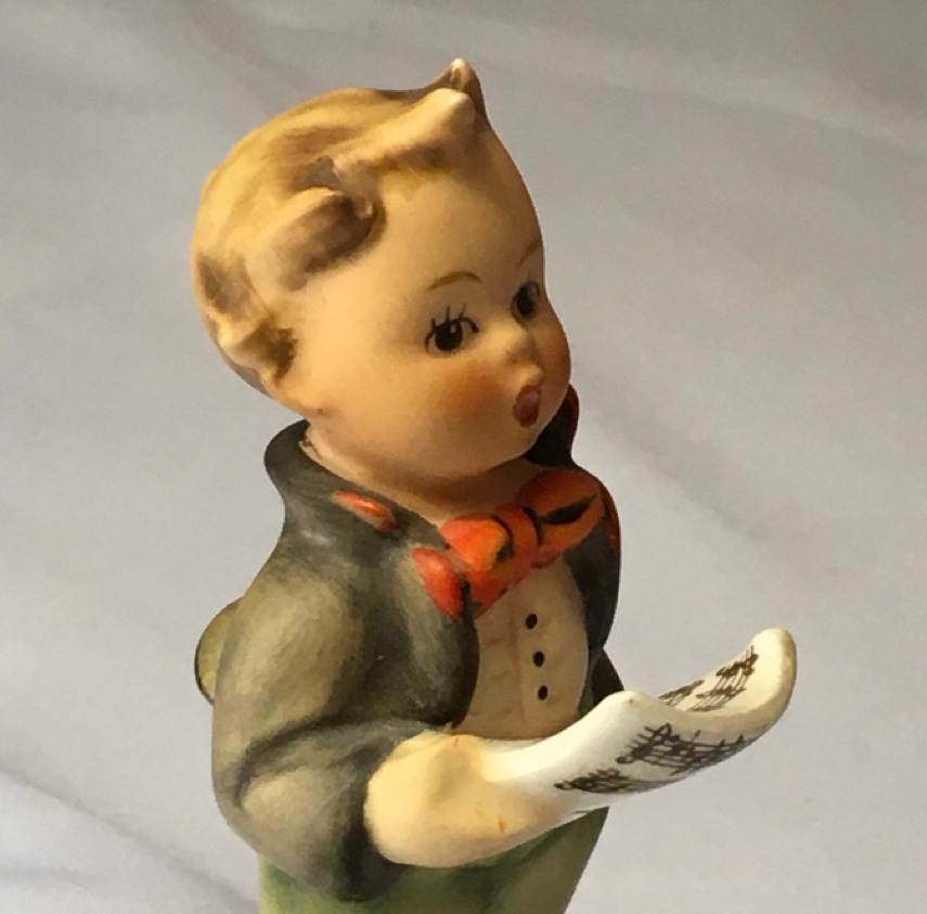Vintage Hummel No. 135 Soloist Figurine