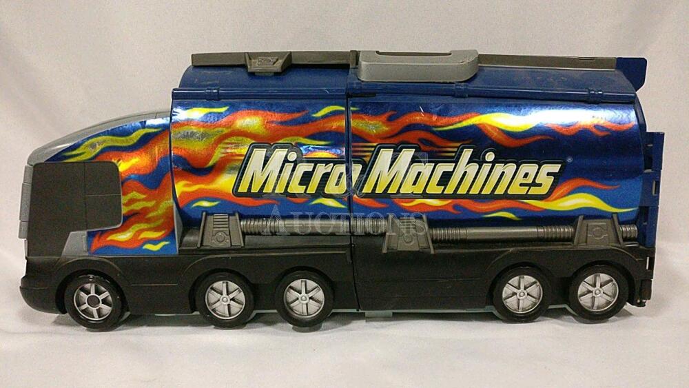 50 Micro Machines Vehicles & Play Set Truck