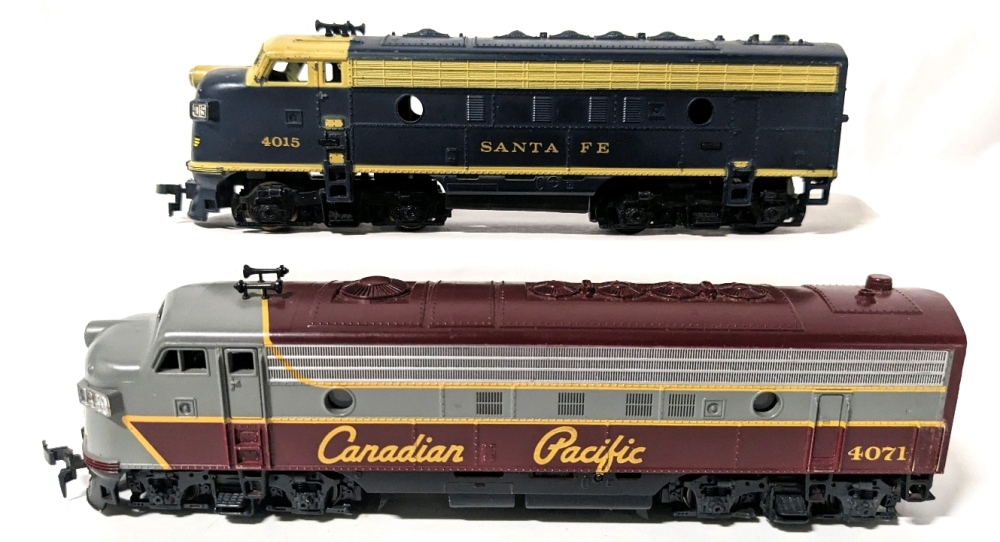 Vintage Atlas Austria Canadian Pacific #4071 & TYCO Santa Fe #4015 HO Scale Diesel Locomotives.